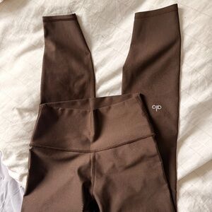 ALO Yoga | Tops | Alo Yoga Set Espresso | Poshmark
